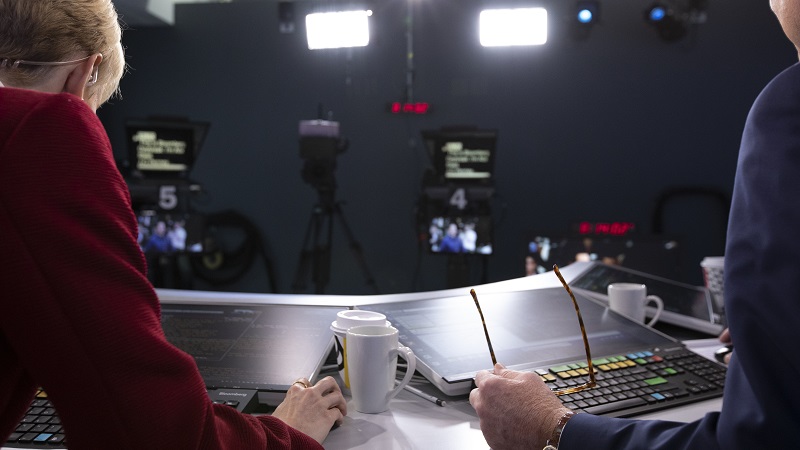 Reporting the news with data and insight | Bloomberg LP