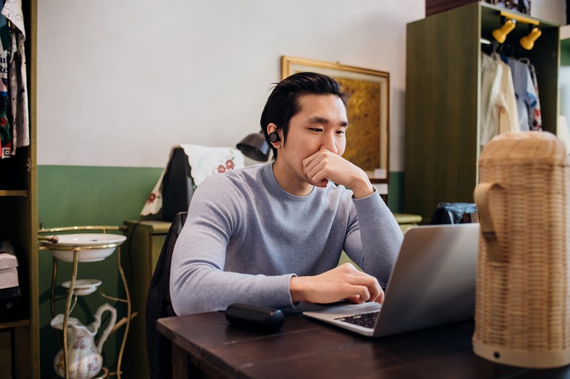 Coping with distance: Connecting with family during COVID-19 | Bloomberg LP