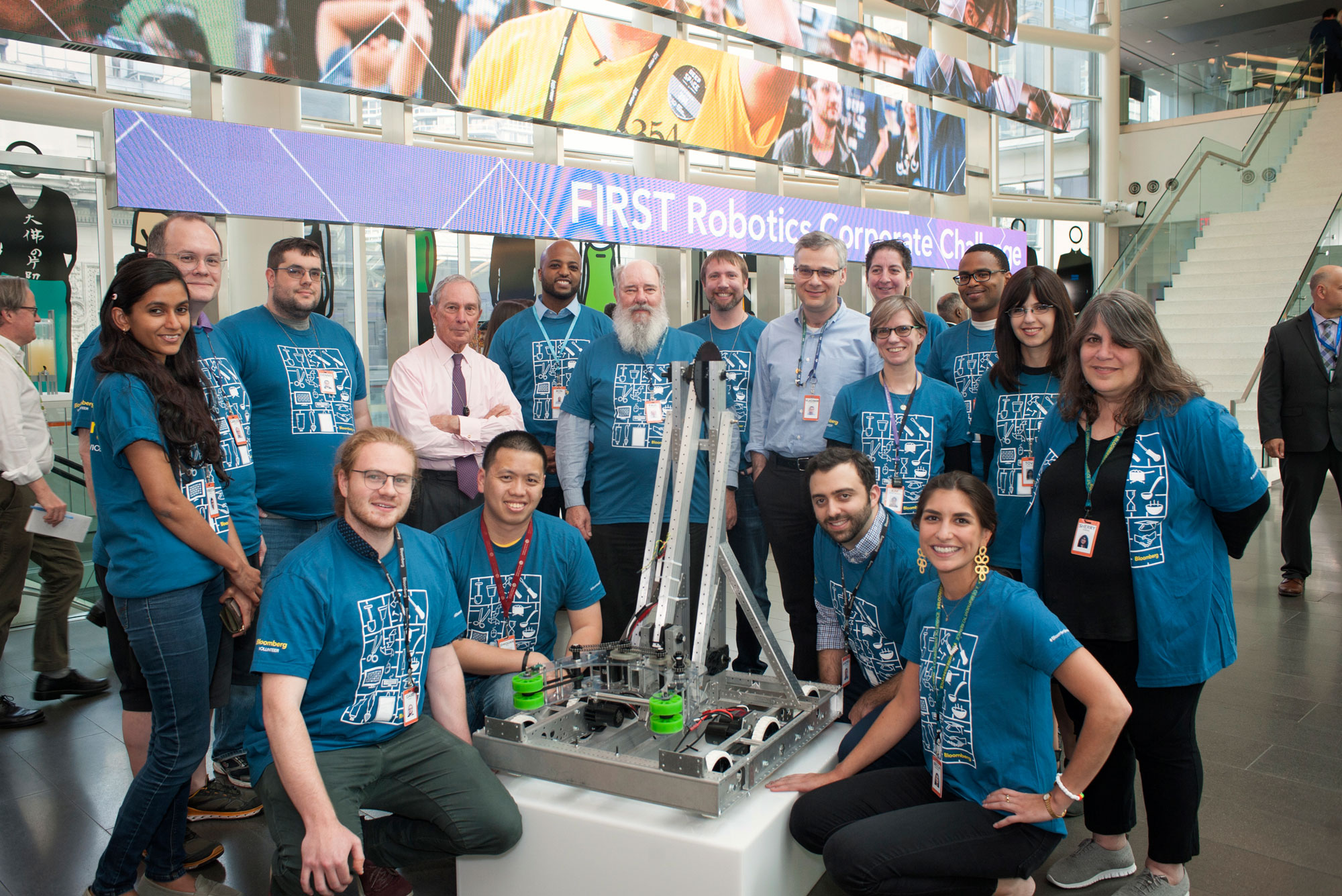 フィランソロピー - Bloomberg Japan