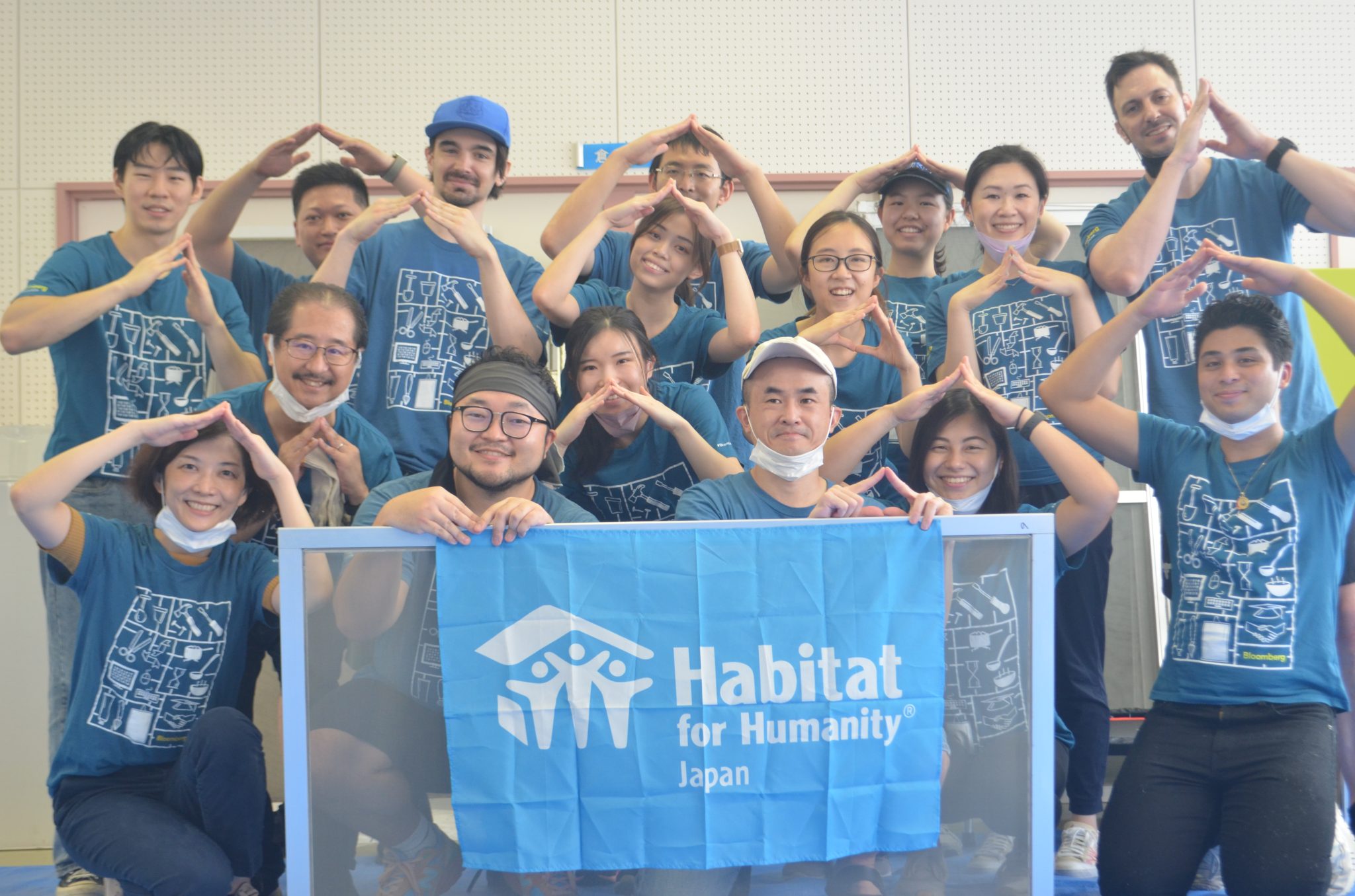 ブルームバーグのボランティアが世界を変える力に - Bloomberg Japan