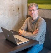 Meet the Team: A Binary Thierry | Bloomberg LP