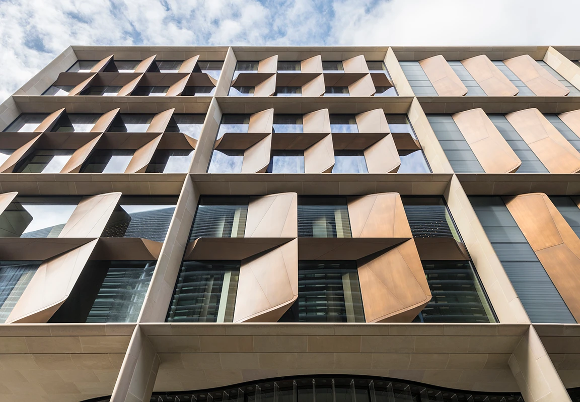 Bloomberg London | Bloomberg LP