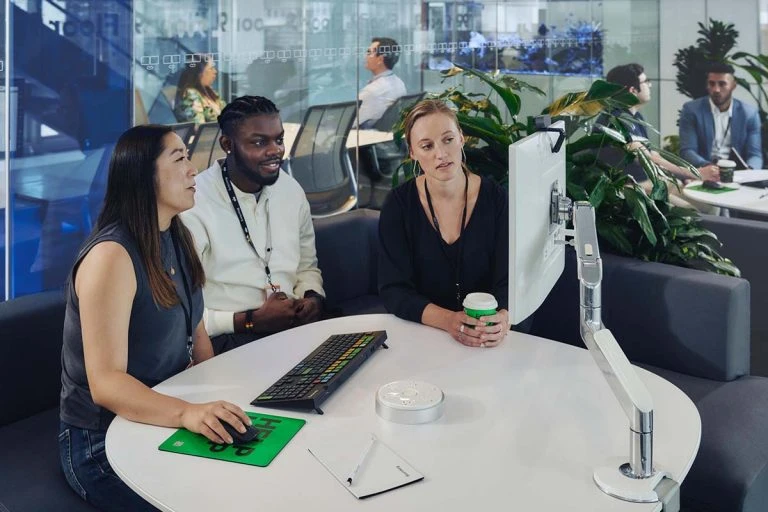 Bloomberg L.P. | About, Careers, Products, Contacts