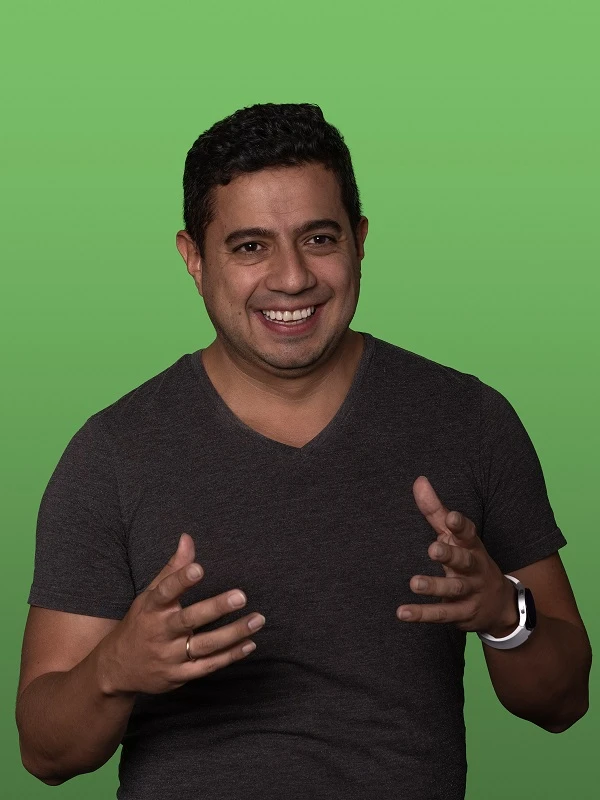 How four Bloomberg engineers are bringing their authentic selves to ...