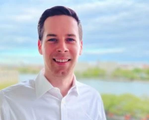 Sales & Client Services | Bloomberg LP