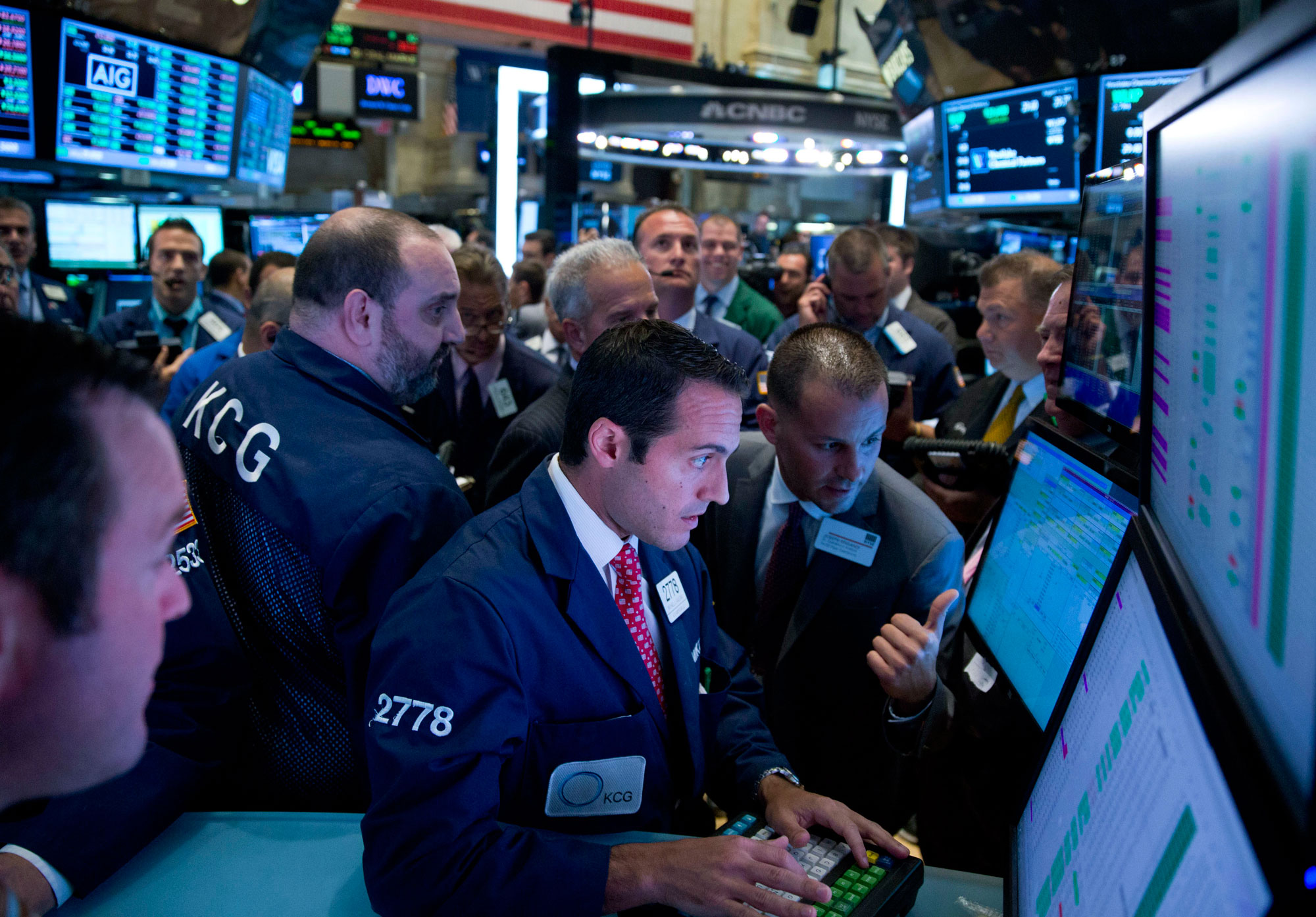 Q&A with Bloomberg Reporter Michael Regan | Bloomberg Media Distribution