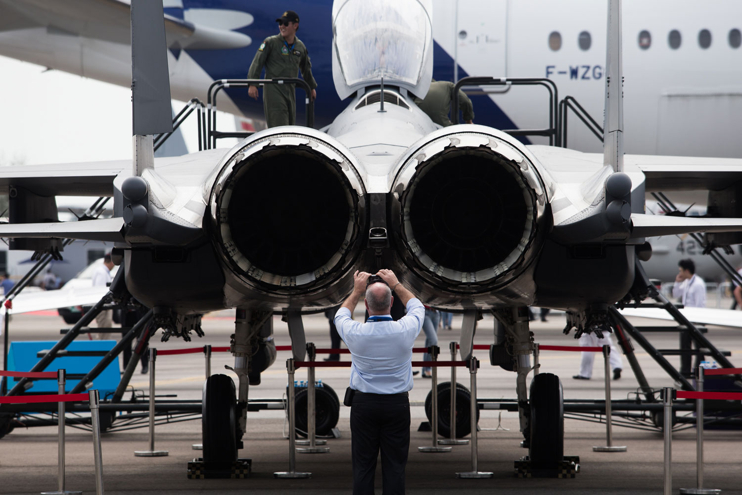 Q&A with Bloomberg Editor John Brecher | Bloomberg Media Distribution