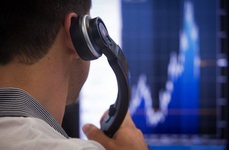 Fixed-income traders of the future: Solutions to improve workflow ...