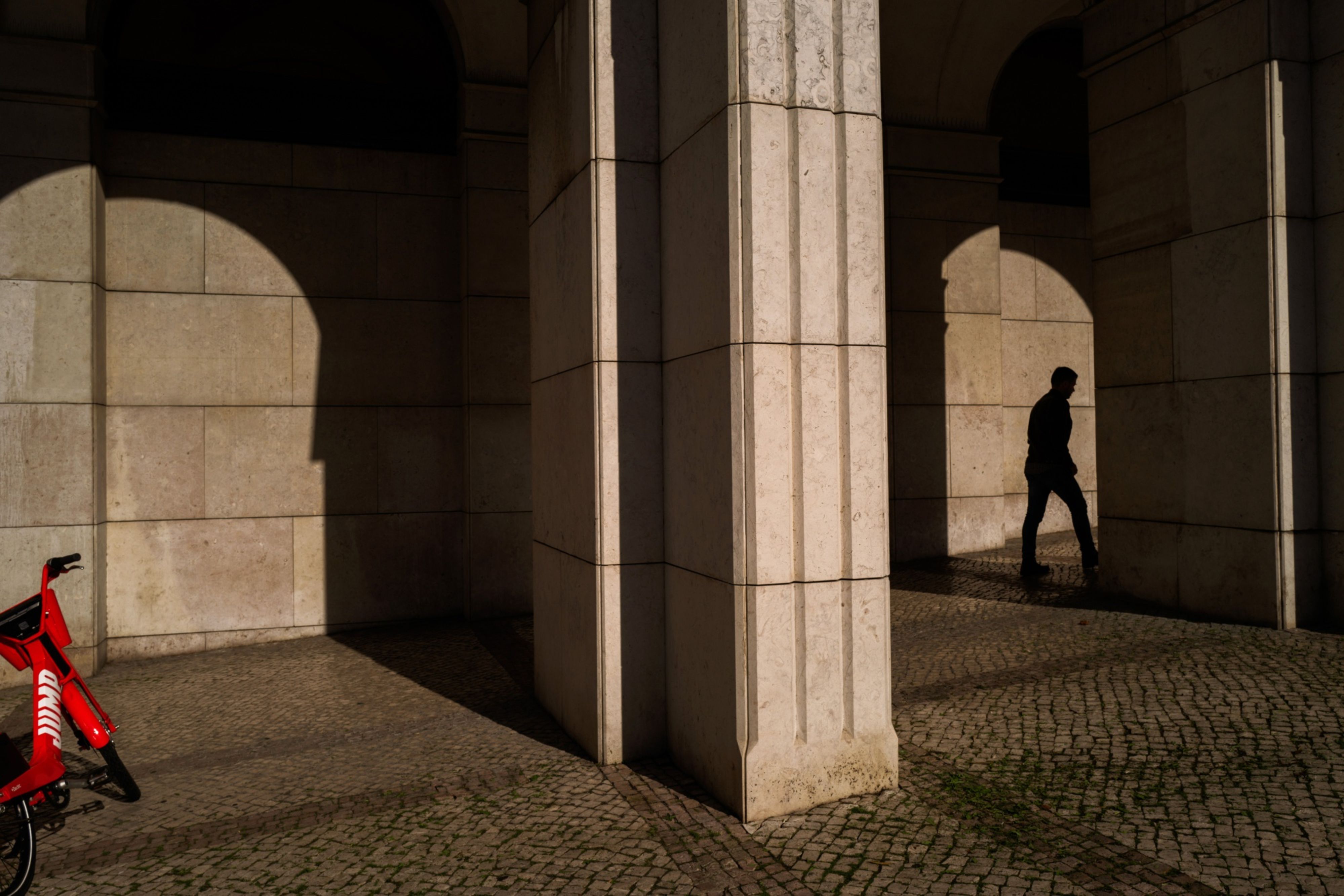 Caixa Asset Management automatiza fluxo de investimentos com o ...