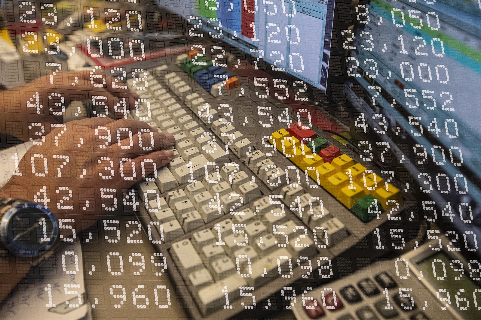 La primera operación completamente electrónica de swaps €STR fue ...